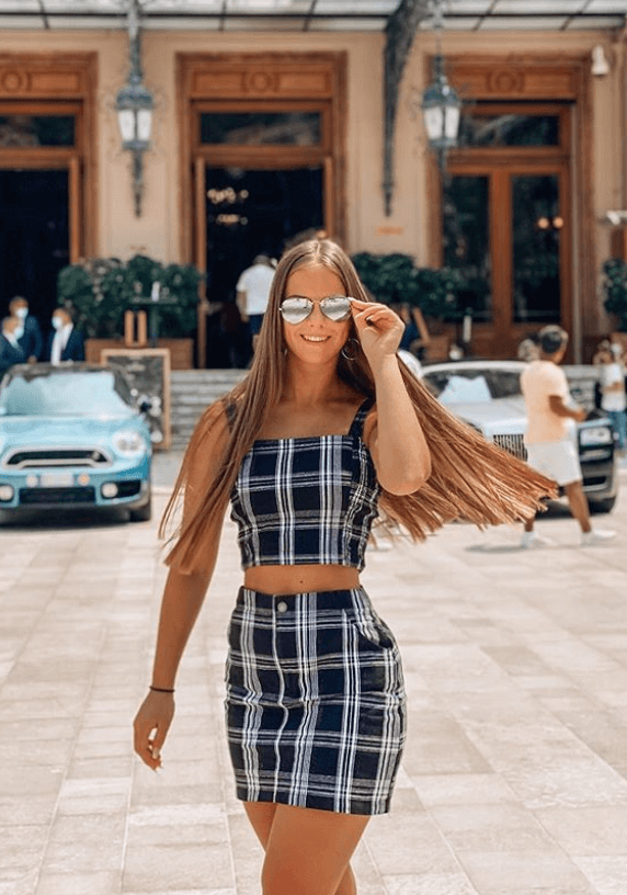 Russian Blonde Girl Escort In Monaco — High Class Escort Agency